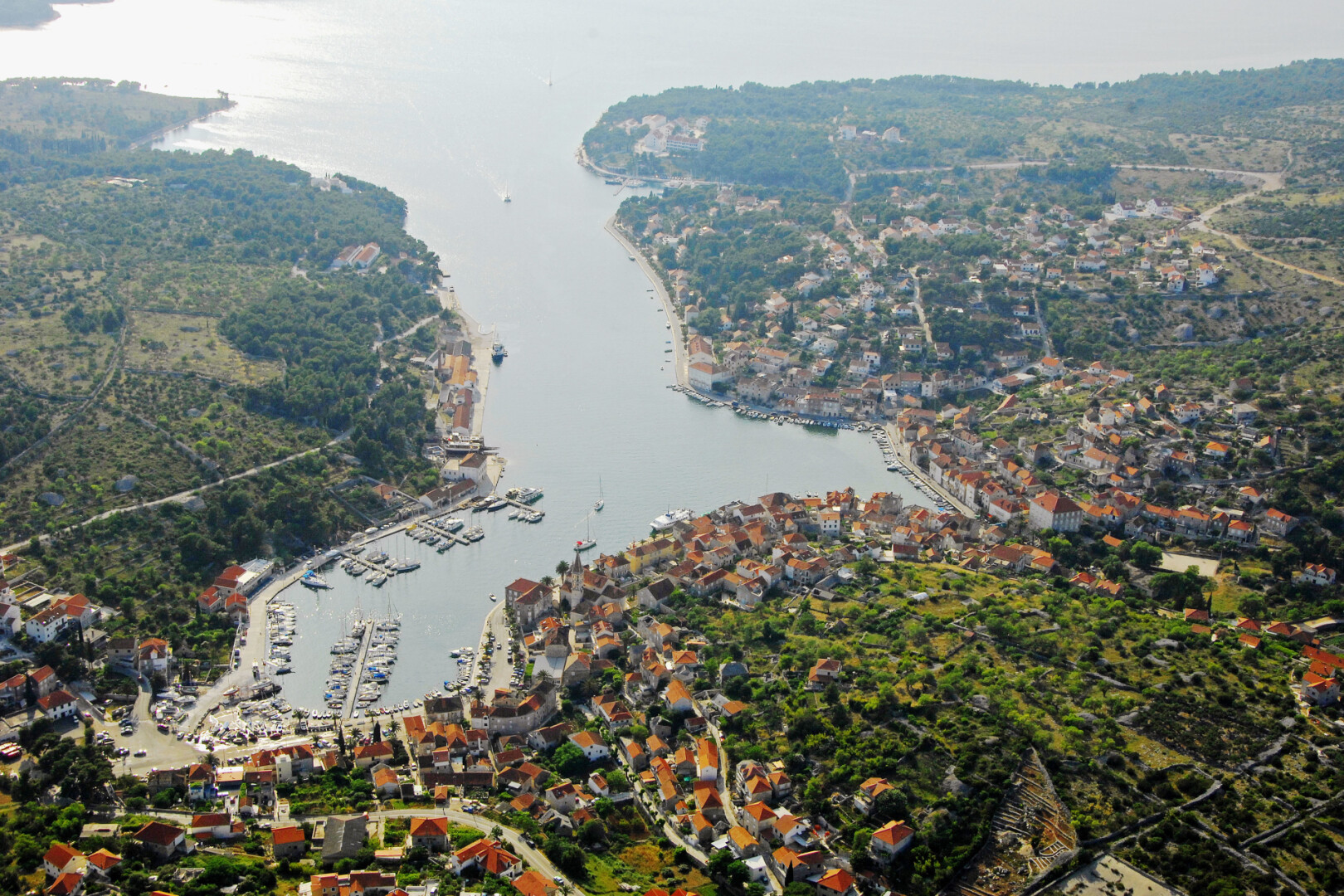 Bol and Hvar Tour: Visit famous Zlatni Rat beach and Hvar Archipelago